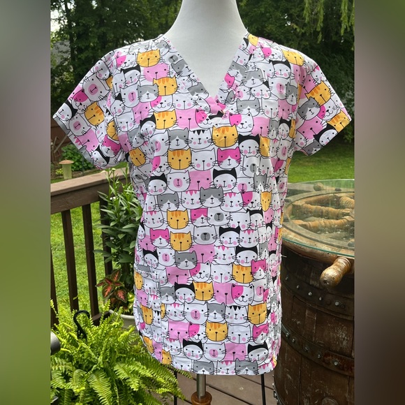 Cassandra O | Tops | Cassandra O Kitty Cat Scrub Top Medium | Poshmark
